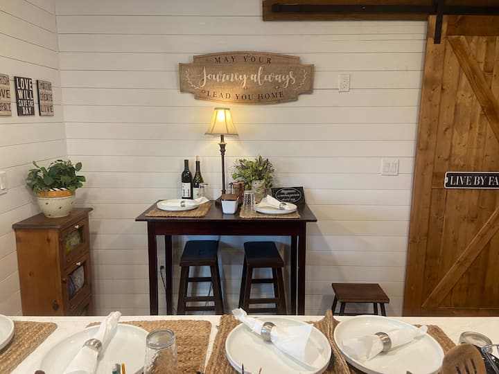 We Put The ‘Fun’ In Your Stay! Dog Friendly! - Walla Walla, WA