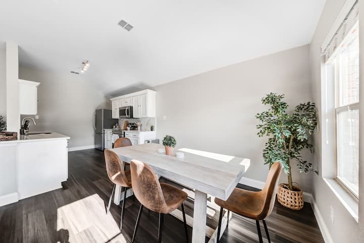 King Master Bdm | Midterm Home In Frisco - Frisco, TX