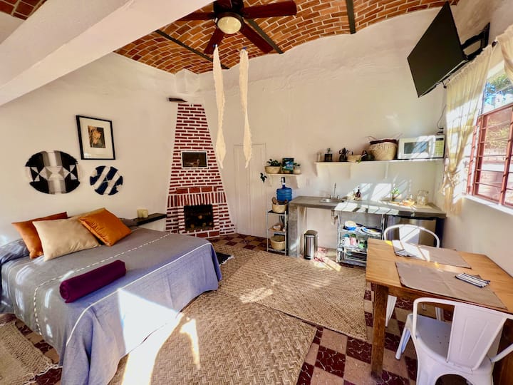 In The Heart Of Ajijic! El Charal Studio - Ajijic