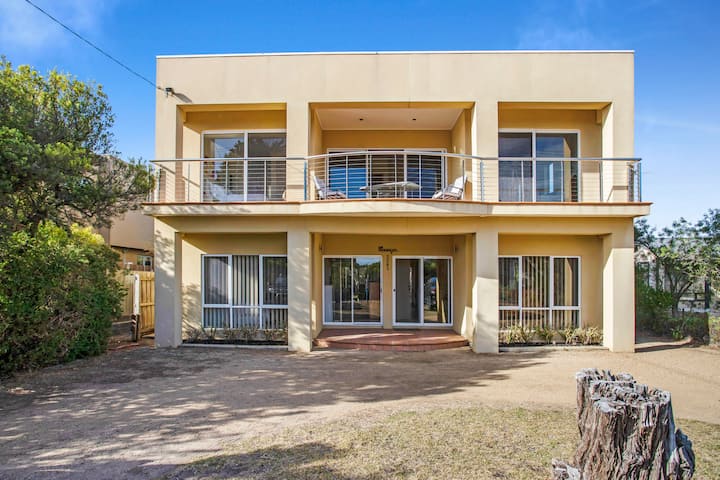 Moonya Rye By Ready Set Stay-across From The Beach - Rye