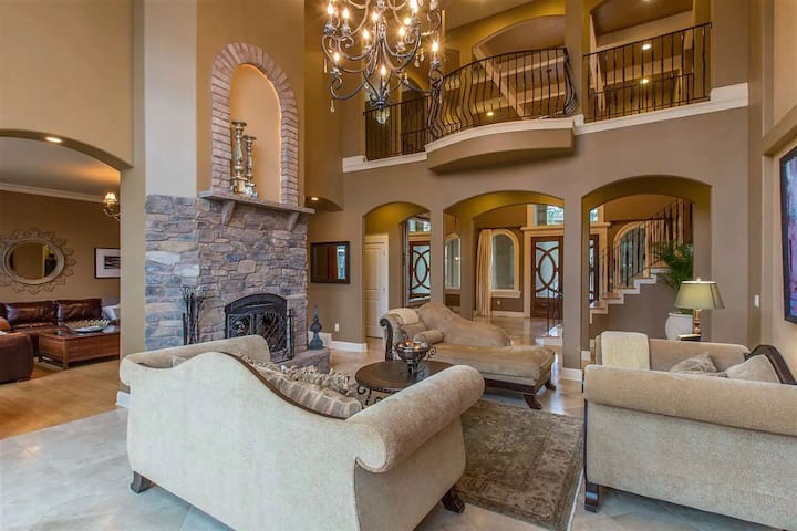 Gorgeous Spacious Private And Comfortable! - Spokane, WA