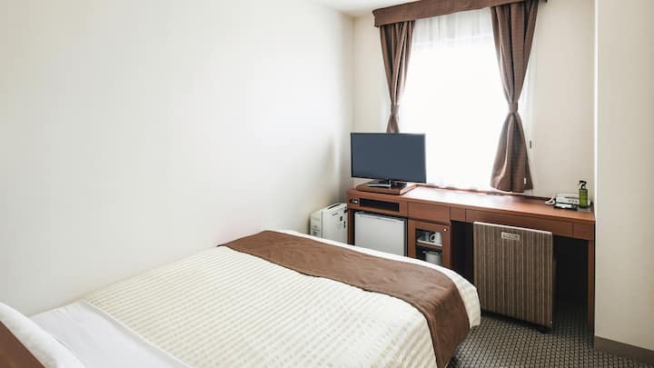 【Sta. Nearby】great Access/single (Smoking)/2ppl - Sakura