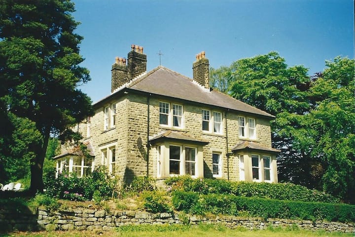 Sevenford House And Grounds, Bed & Breakfast - Helmsley
