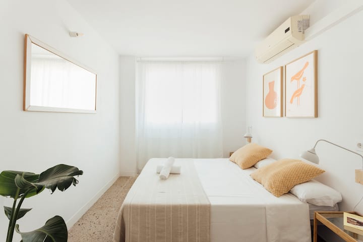 Double/twin Room With Private Bathroom - Barcellona