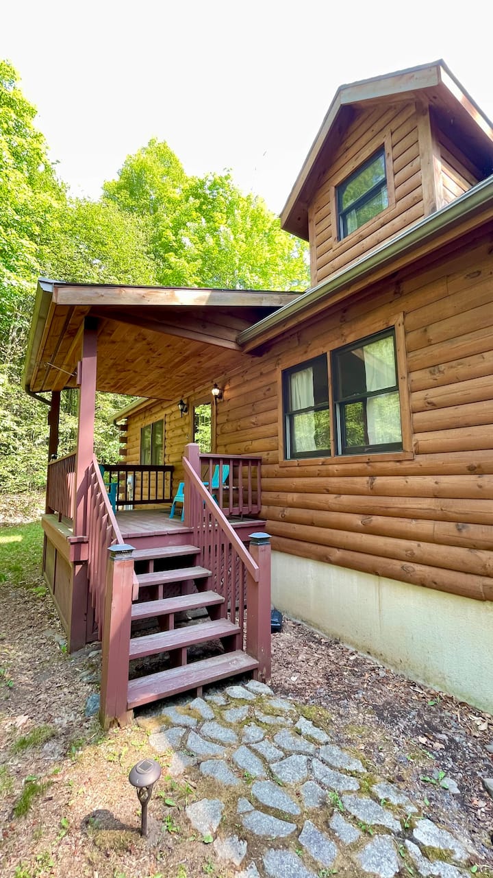 *Bbq*backyard*king*garage, Fire Pit, Sun Room, - Arrowhead Lake, PA