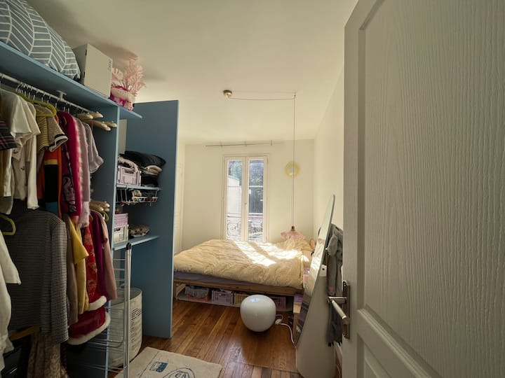 T2 Lumineux De 33 M² - Paris