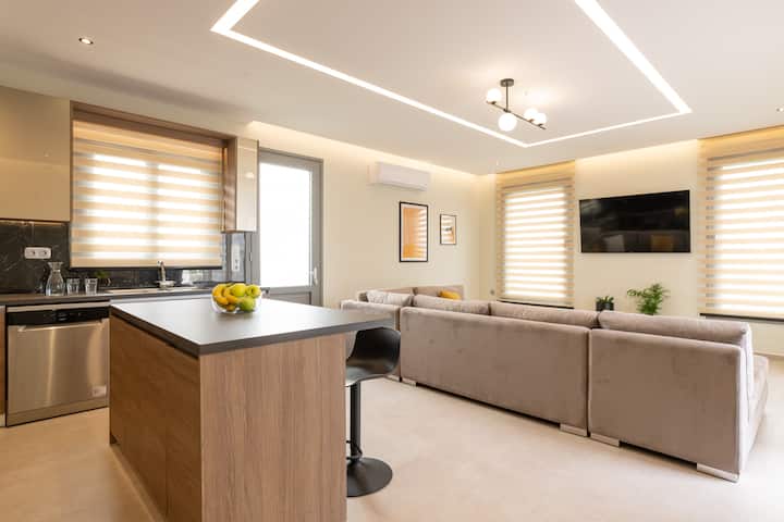 Tsatos Luxury Residence 2 - Rhodes Airport (RHO)