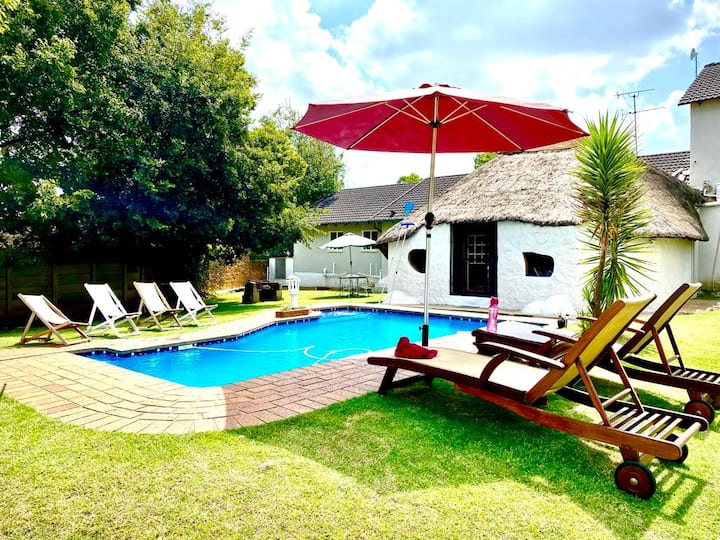 Horizon Guesthouse & Events Venue (4-suites/rooms) - Randfontein
