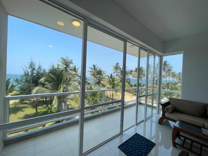 Beautiful Beach Front Apartment For Rent - Sri Lanka
