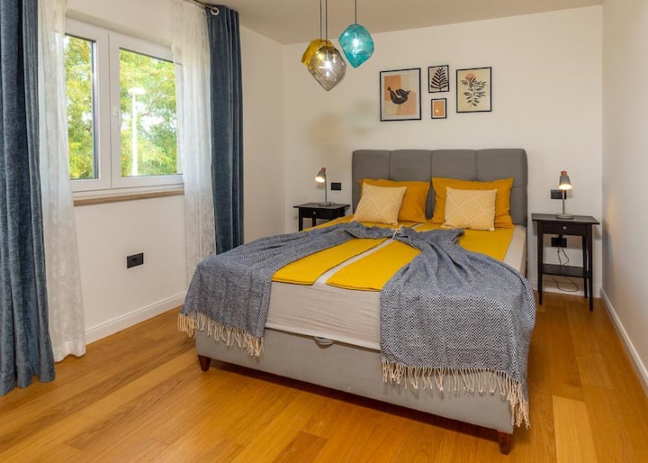 Prostran I Moderan Apartman 4 - Novigrad