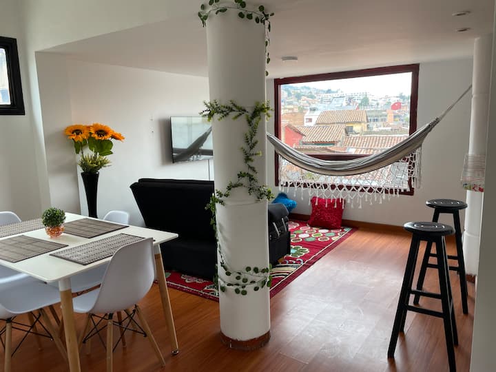 Hermoso Apto Con Balcon Interno Centro Histórico - Bogotá