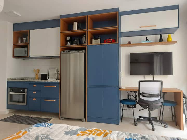 Studio Novo Em Pinheiros, Próx. Metrô Oscar Freire - Pinheiros
