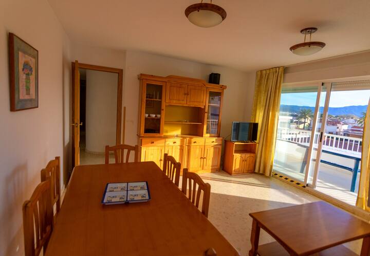Apartamento 3 Habitaciones A 2 Minutos De La Playa - Miramar, España