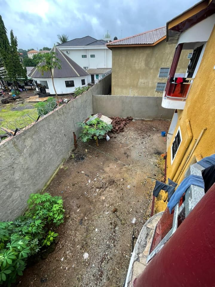 Entirely For You Good Area - Conakry