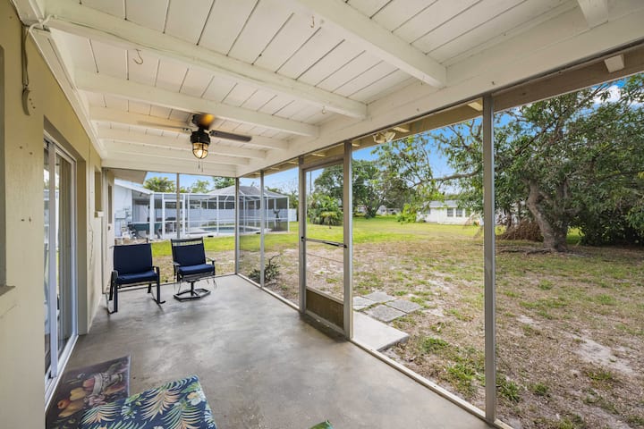 Cozy Home In Heart Of Naples - Naples, FL