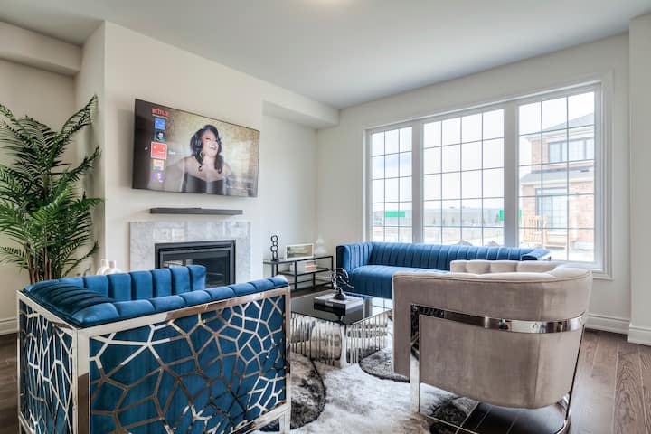 Spacious Master Oasis With Ensuite Luxury - Bradford