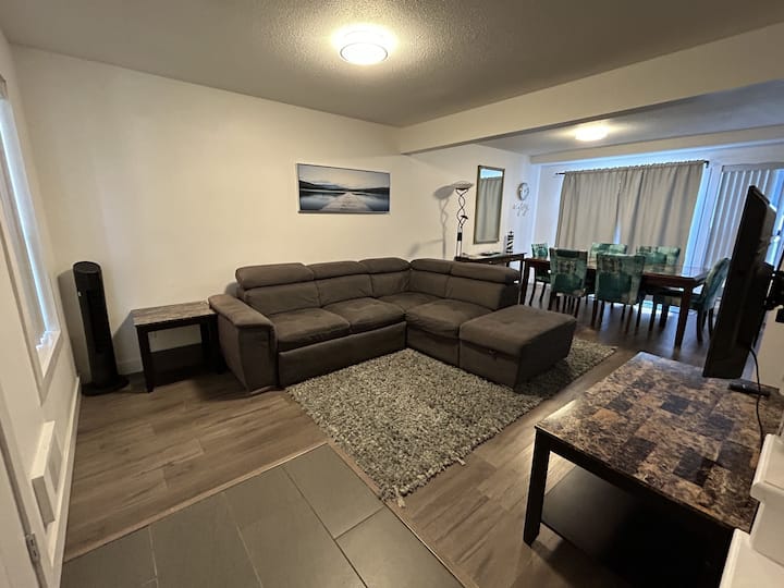 Riverside Resort - Two Bedroom Split Level Condo - Parksville