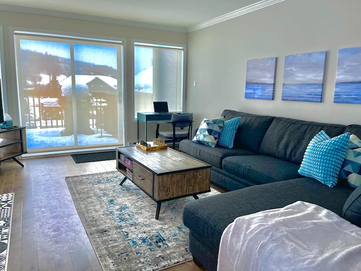 Condo At Base Of Mountain - Saint-Sauveur