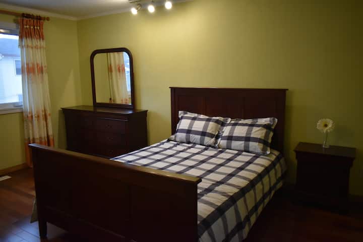 A Wonderful And Cozy Suite - Ottawa
