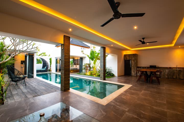 2 Bedroom Villa With Private Pool - Seminyak Beach - Seminyak