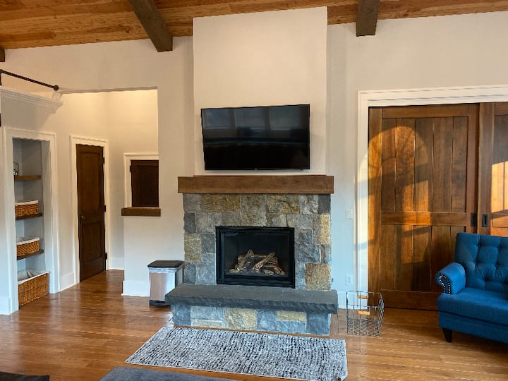 Luxury Studio In Historic Old West Side - Kelso, WA