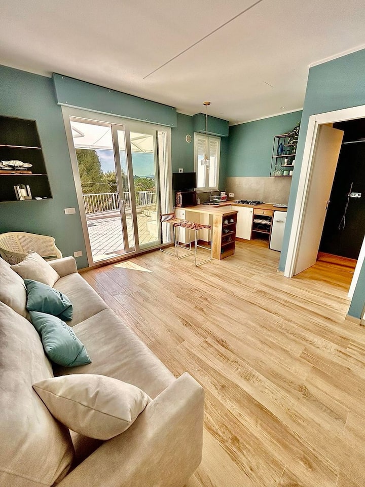 Suite Primula Con Terrazza Vista Mare E A/c - Numana