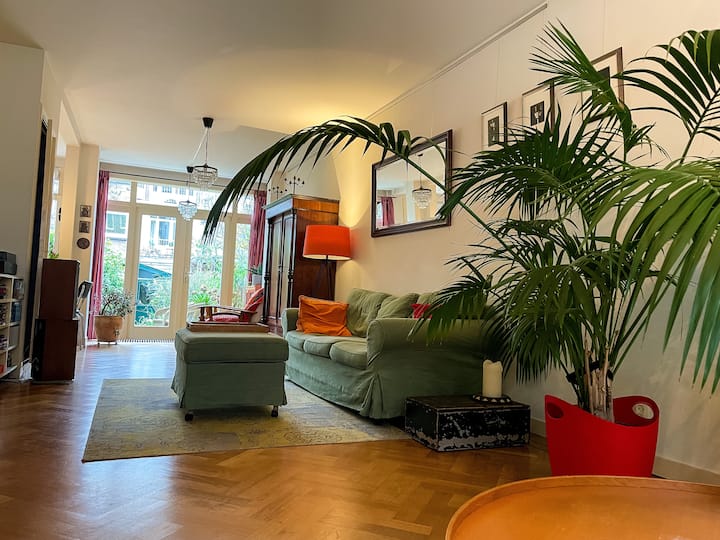 100m2 Apartment Situated Near Rai And Pijp Area - Amsterdam