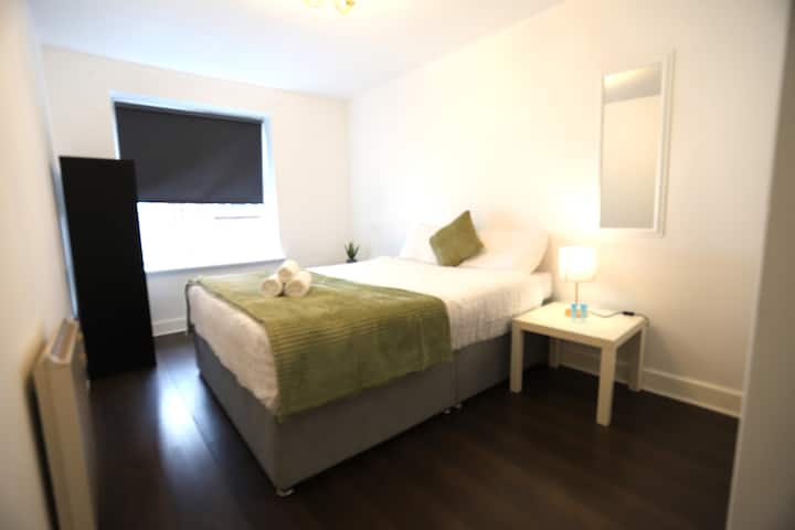 Central 2 Bed Condo - Dublin