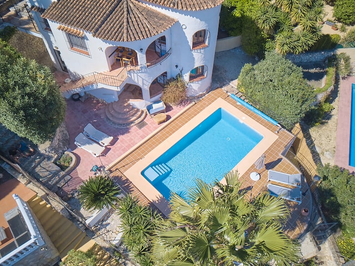 Casa Benissella, De Plek Om Tot Rust Te Komen. - Bonaire