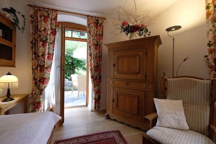 Ferienwohnung Stückl - Rose 11 - Oberammergau