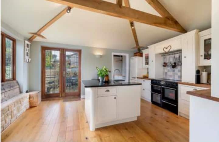 Snowshill Two Bed Cotswold Cottage - Winchcombe