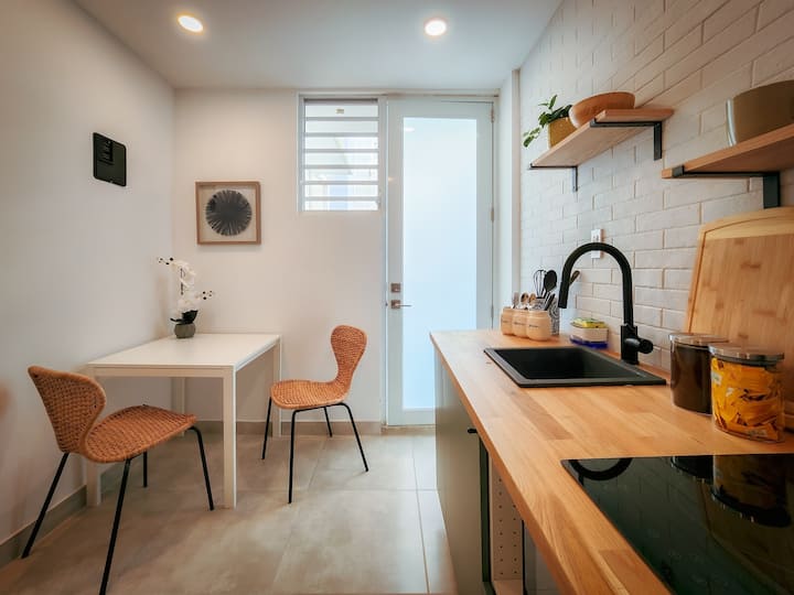 Miramar Studio A W Rooftop Access - San Juan, Puerto Rico