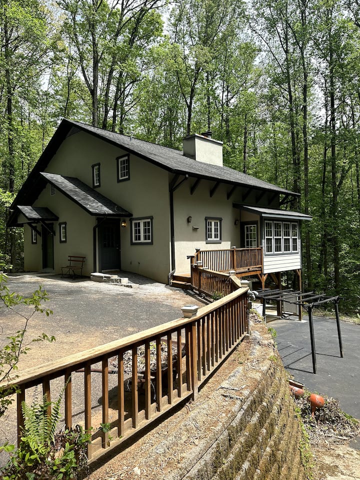 Bach-berg Haus In Helen, Ga - Helen, GA