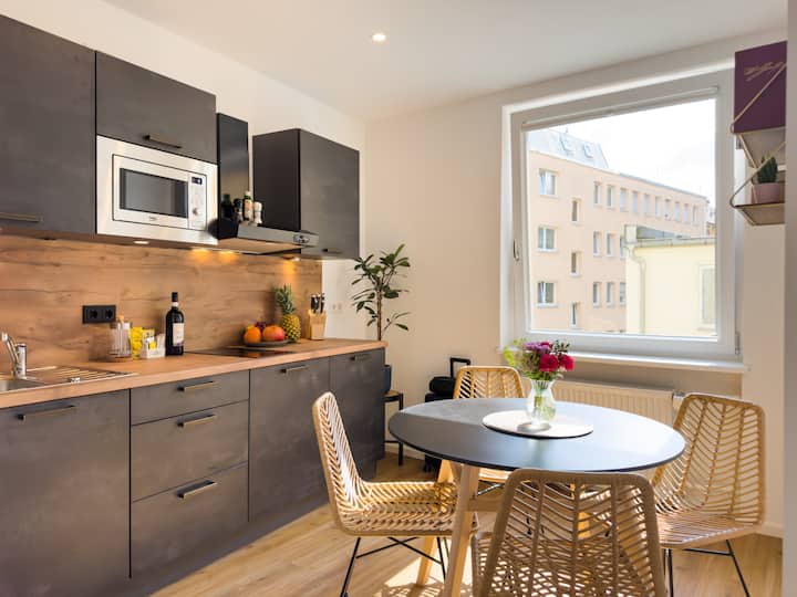 Lorenz 21: Gemütliches Xl Apt Mit Küche Im Zentrum - Nürnberg