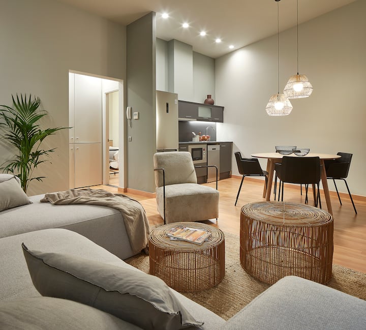 Barrio Gótico, Center Of Barcelona: New 0.3 - Barcelona