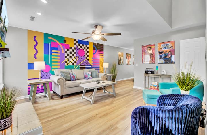 Back To The 90s! Throwback Vibe, Walkable To Bars! - North Charleston, SC