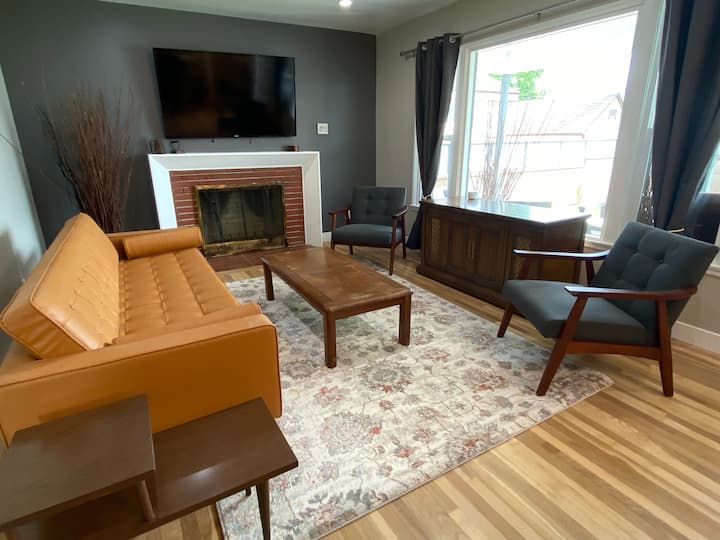 Charming Home, Dog Friendly W/private Yard - Claremont, CA