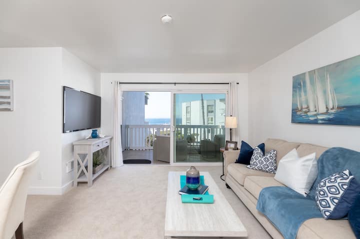 Gorgeous Apartment In Redondo Beach - Torrance, CA