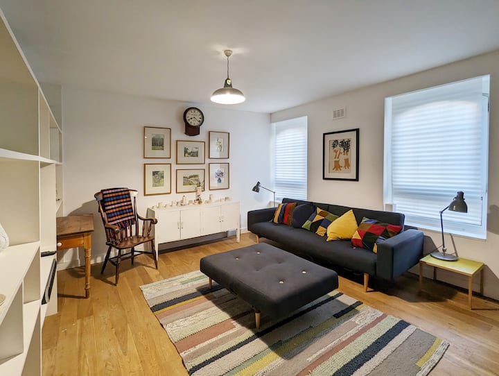 Cosy 2 Bedroom Flat Near Tower Bridge - London
