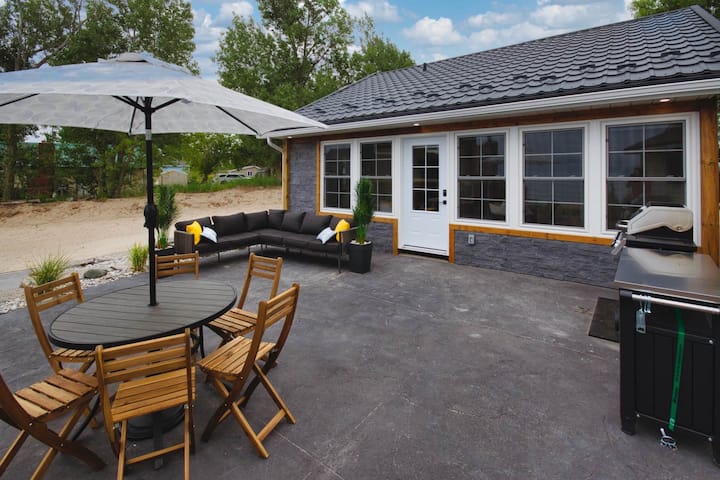 The Sand Dollar - Port Franks