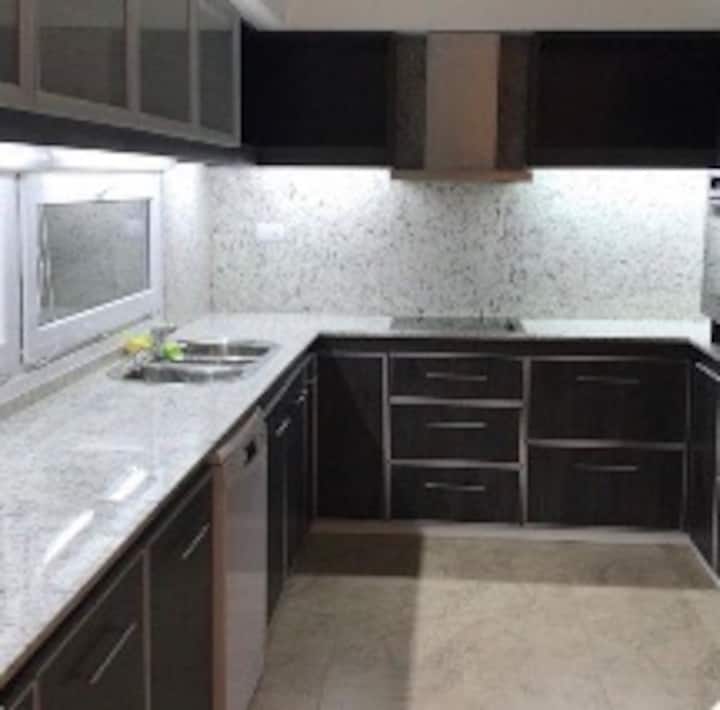 Casa Cerca Aeropuerto Ezeiza - San Justo, BA, Argentina