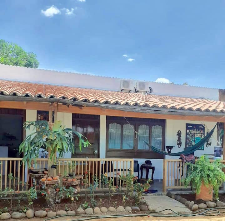 Tiny House In Caño Cristales Colombia La Macarena - La Macarena