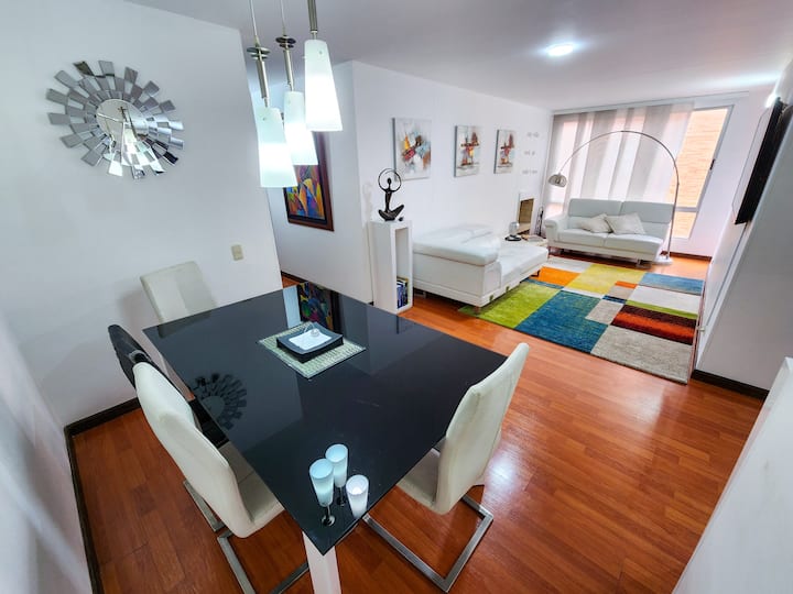 Apartamento Amplio Y Acogedor Excelente Locación - Bogotá