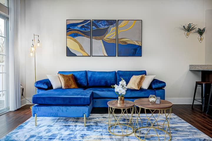 Ayash | King Bed Condo In Carmel/broad-ripple - Keystone at the Crossing - Indianapolis