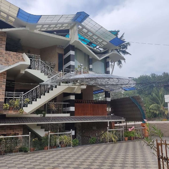 Serene, Safe & Speckless - Thiruvalla