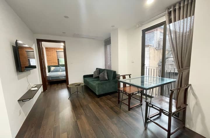 R403 - Apartment W 2 Bedrooms Near To Lake Tay Ho - Hanoi