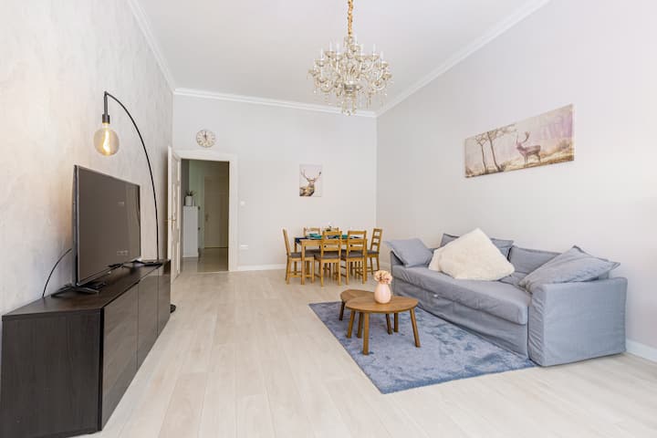 Flawless Design 2br @Oktogon - Ungarn