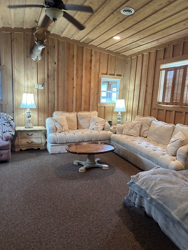 Andover, Ohio Lake House - Pymatuning State Park (Ohio), Andover