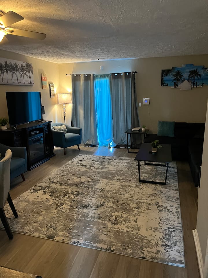 Family’s Everything Paradise Retreat - Myrtle Beach, SC