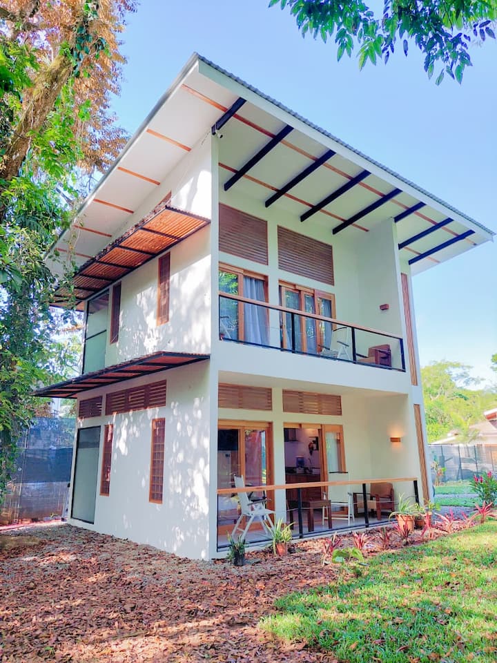 Apt Ananá Down |Ac| Wifi|smarttv|next To The Beach - Punta Uva